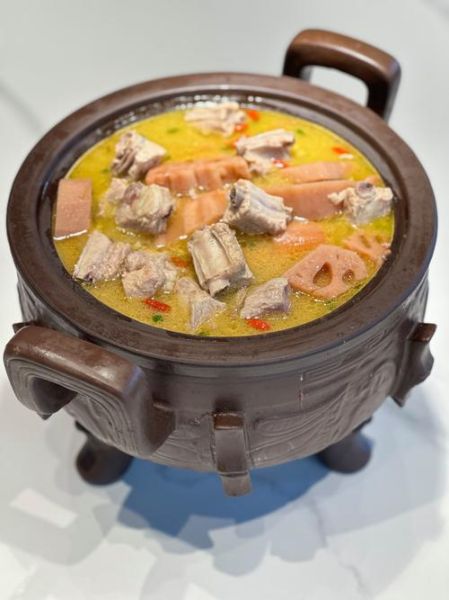 排骨炖藕怎么做好吃_排骨炖藕汤的家常做法-第3张图片-山城妙识