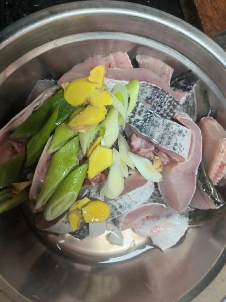 手术病人乌鱼汤怎么做_术后乌鱼汤禁忌-第3张图片-山城妙识 手术病人乌鱼汤怎么做_术后乌鱼汤禁忌-第3张图片-山城妙识