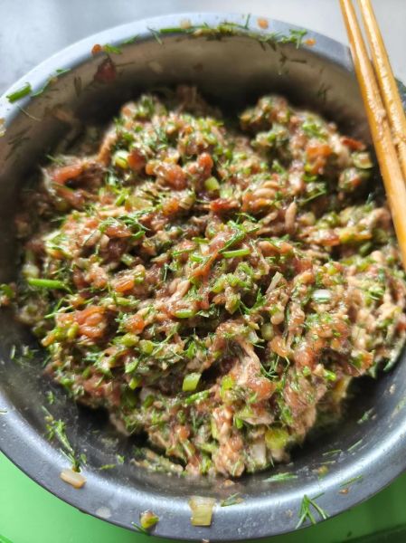 正宗茴香猪肉馅怎么调_茴香猪肉馅饺子做法-第1张图片-山城妙识