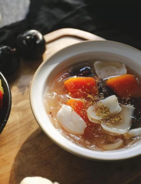 莲子百合银耳汤的做法_怎么炖出胶质-第1张图片-山城妙识