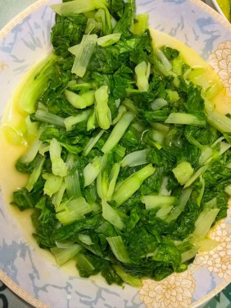 家常炒青菜怎么炒才脆嫩_清炒时蔬需要焯水吗-第2张图片-山城妙识