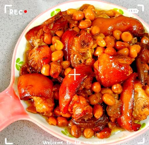 猪脚炖花生怎么做_猪脚炖花生需要焯水吗-第2张图片-山城妙识