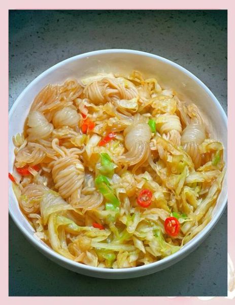 白菜炒粉条怎么做_白菜炒粉条的家常做法-第1张图片-山城妙识