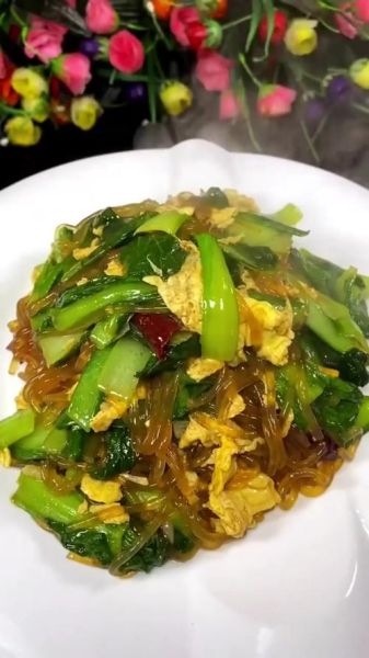 白菜炒粉条怎么做_白菜炒粉条的家常做法-第2张图片-山城妙识