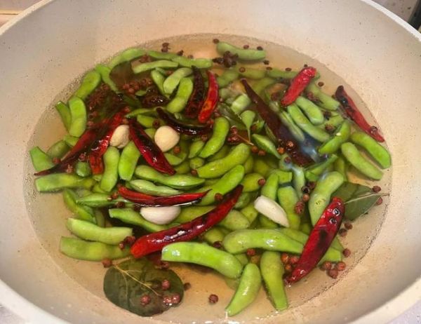 盐水毛豆怎么煮入味_盐水毛豆煮多久-第3张图片-山城妙识 盐水毛豆怎么煮入味_盐水毛豆煮多久-第3张图片-山城妙识