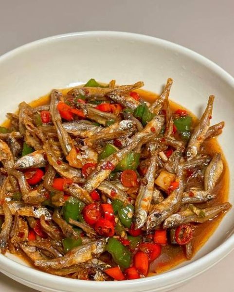 小鱼干怎么做好吃_家常小鱼干做法大全-第2张图片-山城妙识