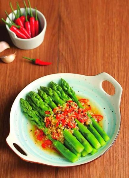 芦笋怎么炒好吃_芦笋焯水几分钟才脆-第3张图片-山城妙识