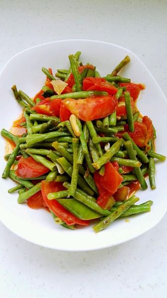 西红柿炒豆角怎么做_豆角要不要焯水-第2张图片-山城妙识 西红柿炒豆角怎么做_豆角要不要焯水-第2张图片-山城妙识