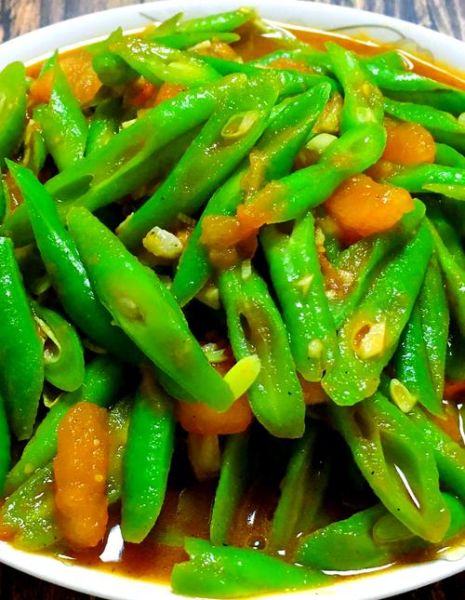 西红柿炒豆角怎么做_豆角要不要焯水-第3张图片-山城妙识 西红柿炒豆角怎么做_豆角要不要焯水-第3张图片-山城妙识