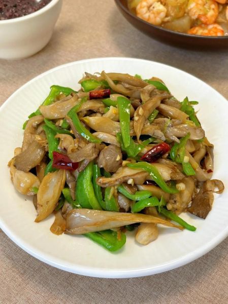 蘑菇怎么炒好吃_蘑菇的家常做法步骤-第3张图片-山城妙识