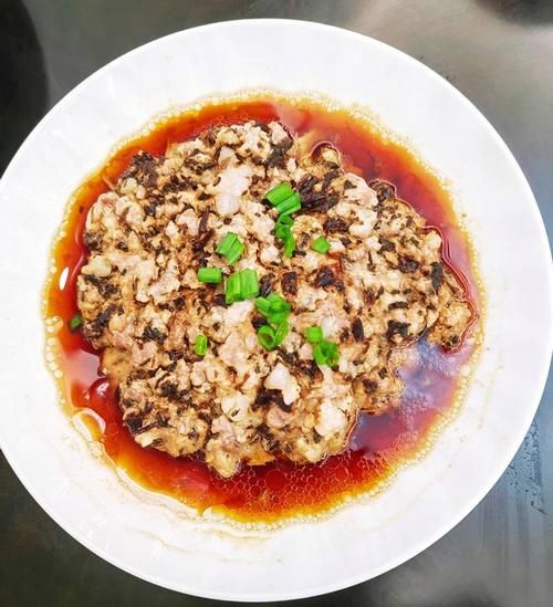 梅菜肉饼怎么做_梅菜肉饼蒸多久才够香-第2张图片-山城妙识