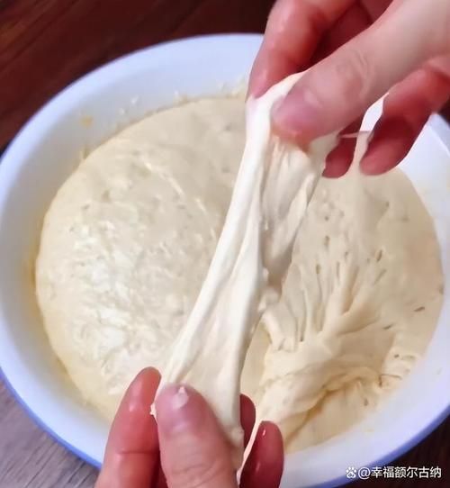 家庭油条怎么和面_油条蓬松秘诀-第3张图片-山城妙识