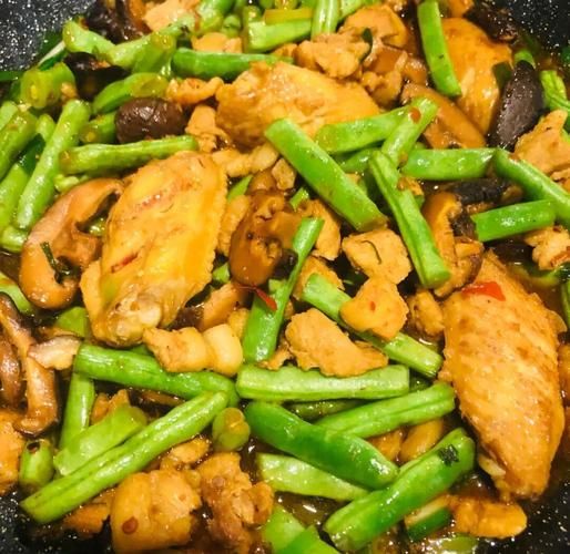 豆角焖饭怎么做_豆角焖饭用电饭锅还是砂锅-第3张图片-山城妙识 豆角焖饭怎么做_豆角焖饭用电饭锅还是砂锅-第3张图片-山城妙识