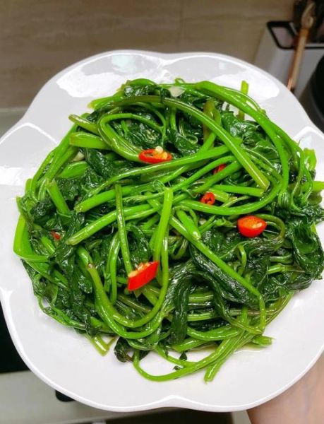 红薯叶子怎么炒好吃_红薯叶子的做法大全-第1张图片-山城妙识