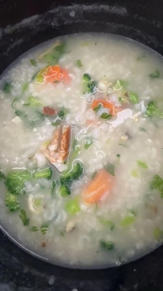 海鲜粥怎么做_海鲜粥用什么海鲜最好-第3张图片-山城妙识
