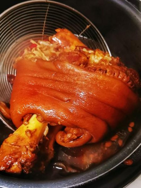 肘子怎么炖才软糯_家常肘子做法步骤-第2张图片-山城妙识
