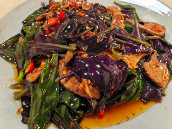 血皮菜炒猪肝怎么做_猪肝炒血皮菜先焯水吗-第2张图片-山城妙识