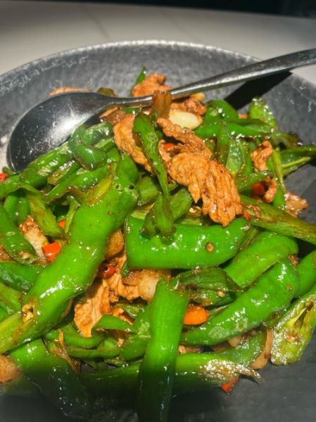 正宗辣椒炒肉怎么做_湖南小炒肉先炒辣椒还是先炒肉-第3张图片-山城妙识