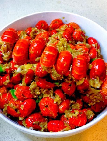 蒜蓉虾尾怎么做_蒜蓉虾尾的做法窍门-第3张图片-山城妙识