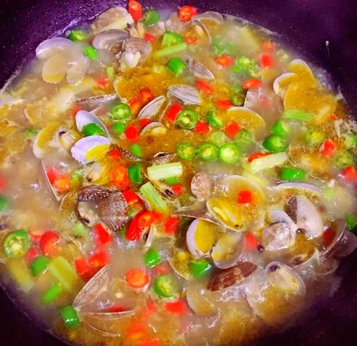 花甲豆腐汤怎么做好吃_花甲豆腐汤的做法窍门-第2张图片-山城妙识