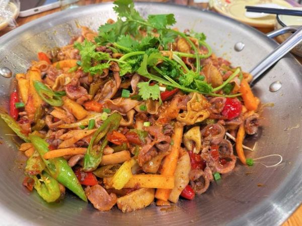 黔江鸡杂怎么做才正宗_黔江鸡杂最地道的做法-第1张图片-山城妙识 黔江鸡杂怎么做才正宗_黔江鸡杂最地道的做法-第1张图片-山城妙识