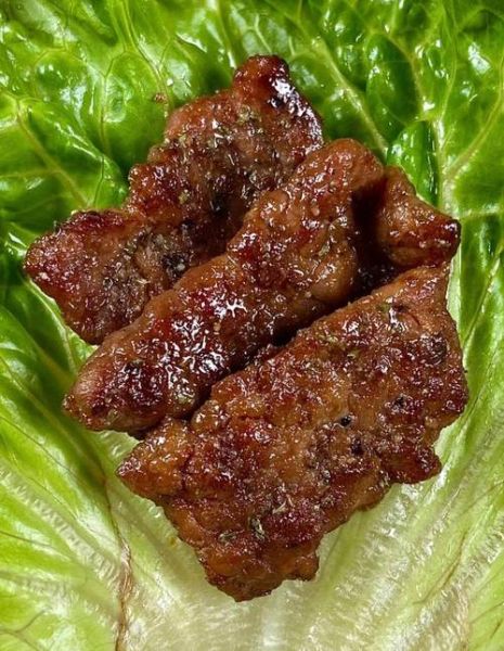 家常煎牛排怎么选肉_煎牛排用什么锅最好-第1张图片-山城妙识 家常煎牛排怎么选肉_煎牛排用什么锅最好-第1张图片-山城妙识