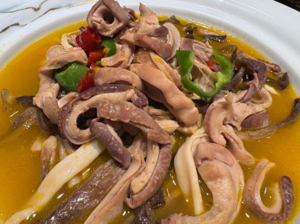 猪肚煲汤的做法大全_猪肚汤怎么煲才白-第1张图片-山城妙识