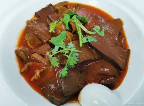 鲜猪血怎么做成血块_猪血凝固技巧-第2张图片-山城妙识