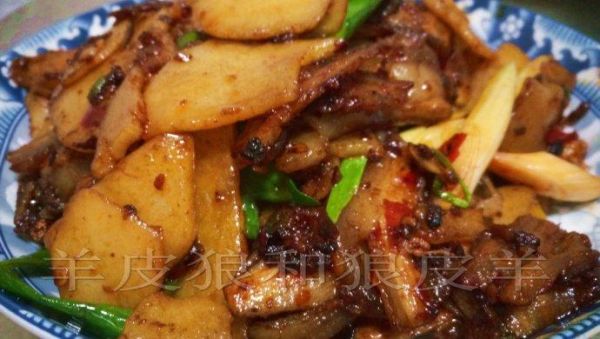 土豆回锅肉怎么做_回锅肉土豆片家常做法-第2张图片-山城妙识 土豆回锅肉怎么做_回锅肉土豆片家常做法-第2张图片-山城妙识