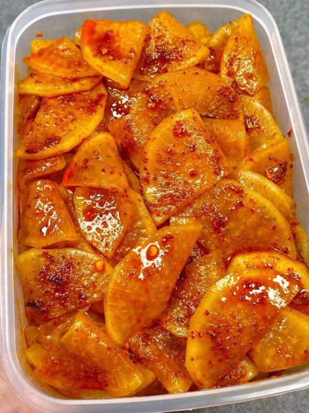 凉拌萝卜片怎么做好吃_家常凉拌萝卜片的做法窍门-第1张图片-山城妙识