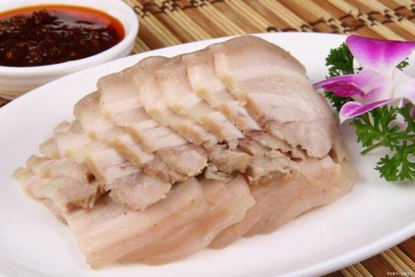 四川凉拌白肉怎么做_正宗川味凉拌白肉做法-第3张图片-山城妙识 四川凉拌白肉怎么做_正宗川味凉拌白肉做法-第3张图片-山城妙识