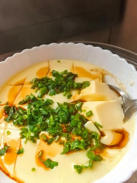 蛋羹怎么蒸才嫩滑_蛋羹水比例是多少-第3张图片-山城妙识