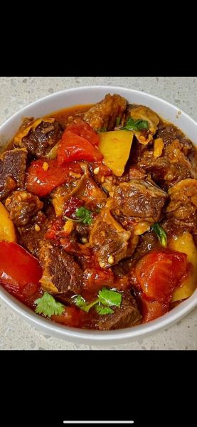 西红柿炖牛腩怎么做_西红柿炖牛腩最正宗的做法-第1张图片-山城妙识 西红柿炖牛腩怎么做_西红柿炖牛腩最正宗的做法-第1张图片-山城妙识