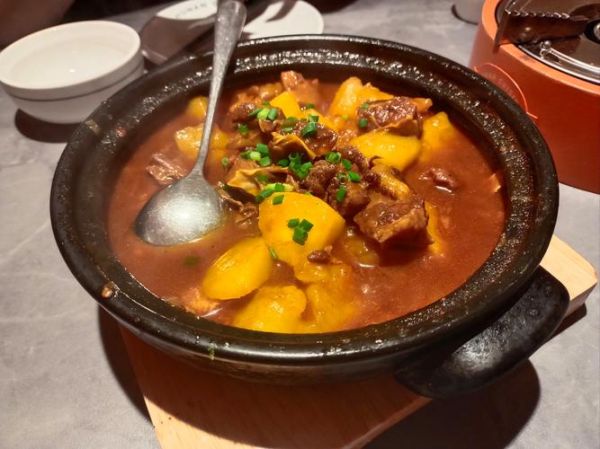 砂锅牛肉怎么炖才软烂_砂锅牛肉需要焯水吗-第3张图片-山城妙识 砂锅牛肉怎么炖才软烂_砂锅牛肉需要焯水吗-第3张图片-山城妙识