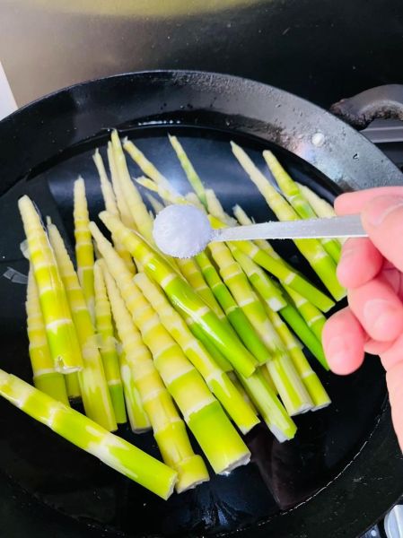 酸笋的做法_如何自制正宗广西酸笋-第3张图片-山城妙识