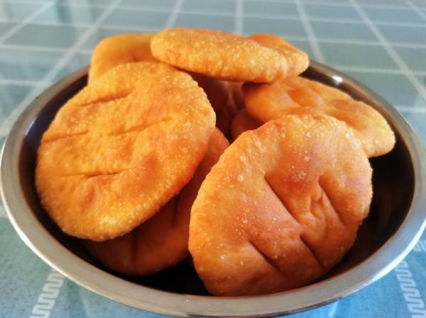 油饼怎么做才松软_油饼怎么和面不硬-第2张图片-山城妙识 油饼怎么做才松软_油饼怎么和面不硬-第2张图片-山城妙识