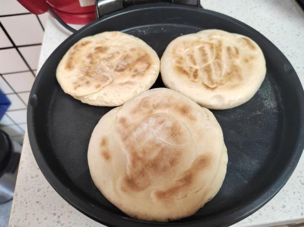 肉夹馍饼胚怎么做_家庭版白吉馍配方-第1张图片-山城妙识