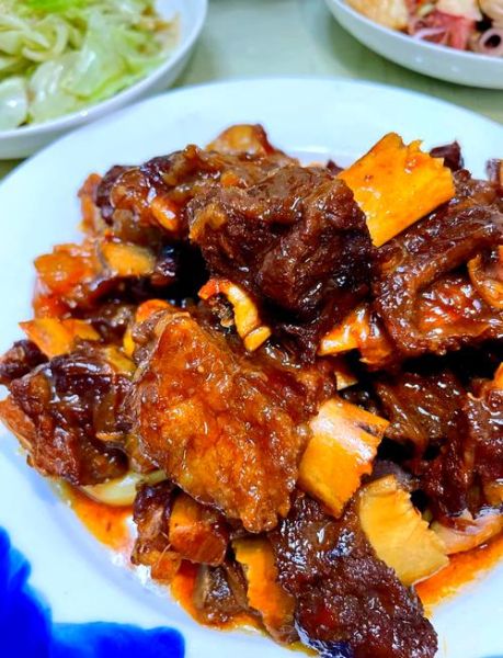 红烧牛排怎么做_红烧牛排的家常做法-第2张图片-山城妙识