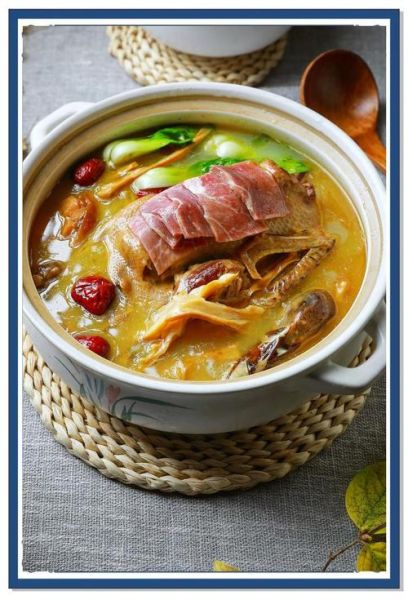 笋干老鸭煲怎么做_笋干老鸭煲的正宗做法-第1张图片-山城妙识