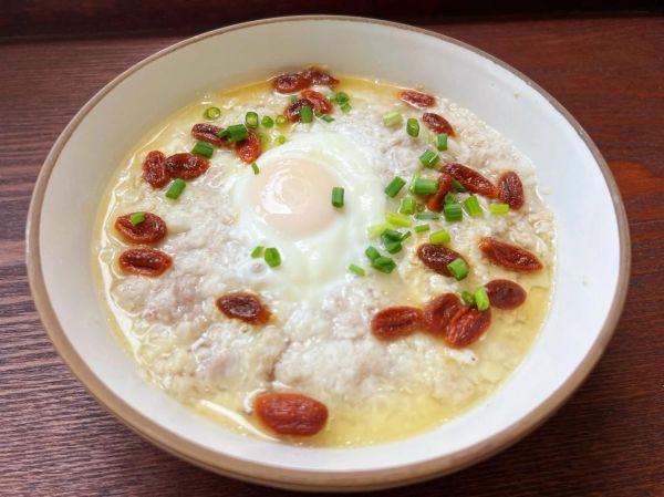 咸蛋蒸肉饼怎么做_咸蛋黄蒸肉饼的家常做法-第2张图片-山城妙识