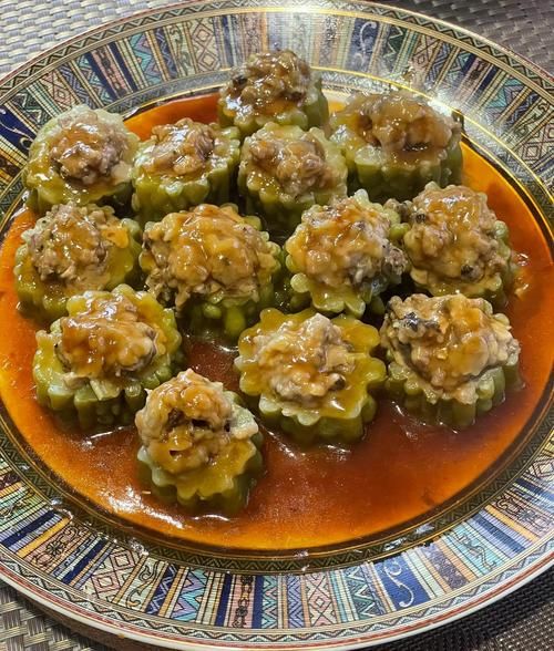 苦瓜塞肉末怎么做_苦瓜酿肉蒸多久才熟-第1张图片-山城妙识