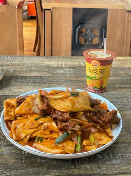 焖饼的家常做法_焖饼怎么做不粘锅-第1张图片-山城妙识 焖饼的家常做法_焖饼怎么做不粘锅-第1张图片-山城妙识