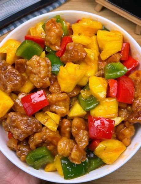 菠萝咕咾肉正宗做法_菠萝咕咾肉怎么做才酸甜酥脆-第2张图片-山城妙识