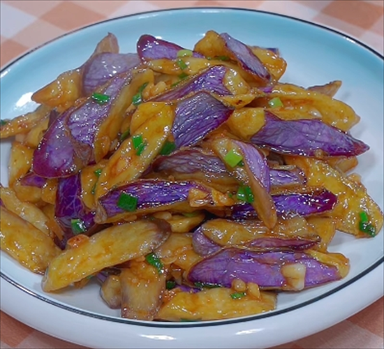 过油茄子怎么做才好吃_家常过油茄子简单做法-第1张图片-山城妙识 过油茄子怎么做才好吃_家常过油茄子简单做法-第1张图片-山城妙识