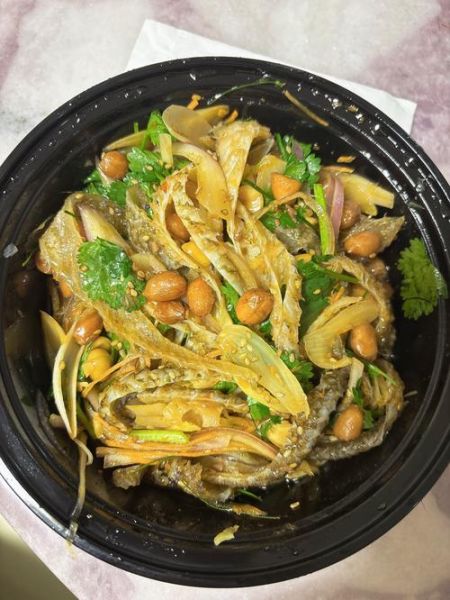 凉拌鱼皮怎么做_正宗川味鱼皮做法-第3张图片-山城妙识