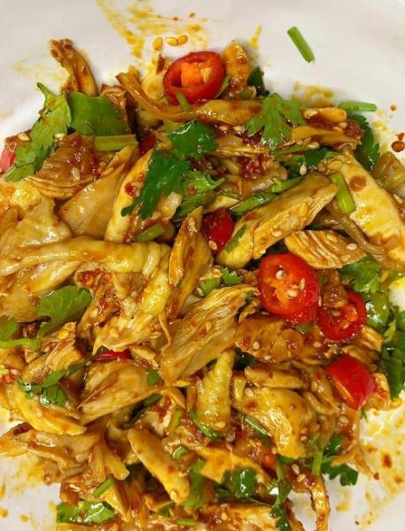 手撕鸡的家常做法_手撕鸡怎么做好吃又嫩-第1张图片-山城妙识 手撕鸡的家常做法_手撕鸡怎么做好吃又嫩-第1张图片-山城妙识