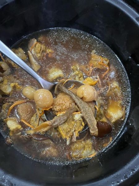 杂菇煲怎么做_杂菇煲用什么蘑菇最好-第3张图片-山城妙识 杂菇煲怎么做_杂菇煲用什么蘑菇最好-第3张图片-山城妙识