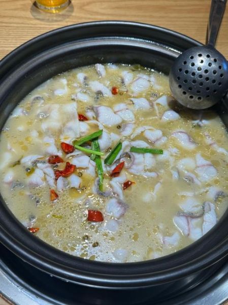 火锅鱼的家常做法窍门_火锅鱼怎么做好吃又嫩-第1张图片-山城妙识