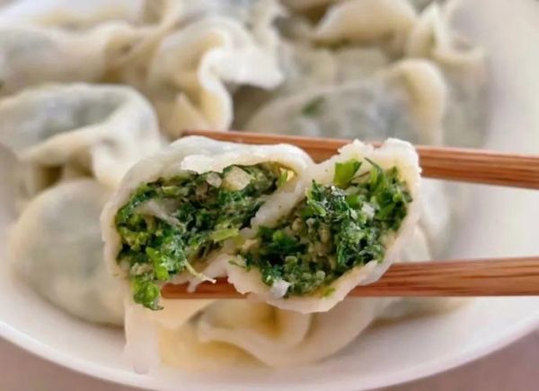 荠菜三鲜素馅配什么菜_荠菜三鲜素馅搭配技巧-第1张图片-山城妙识 荠菜三鲜素馅配什么菜_荠菜三鲜素馅搭配技巧-第1张图片-山城妙识