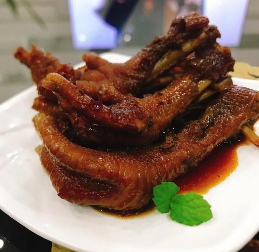 卤鸡头鸡爪怎么卤才入味_家庭卤味配方比例-第1张图片-山城妙识